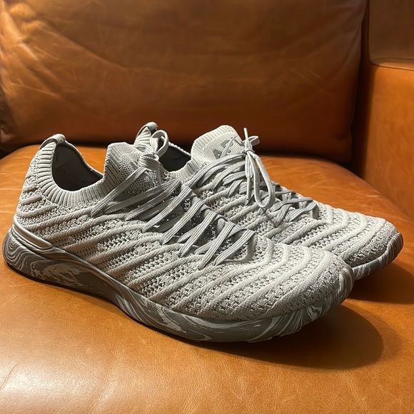 APL | Shoes | New Apl Techloom Wave W Sneakers | Poshmark